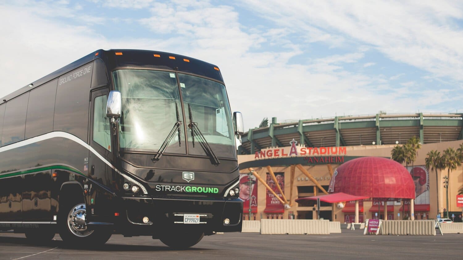 Motorcoach 56 | SoFi Stadium limo | SoFi Stadium Transportation